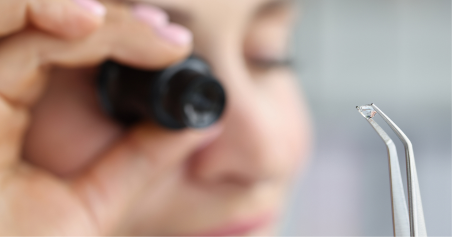 The Distinctions Between Lab Grown Vs. Natural Diamonds